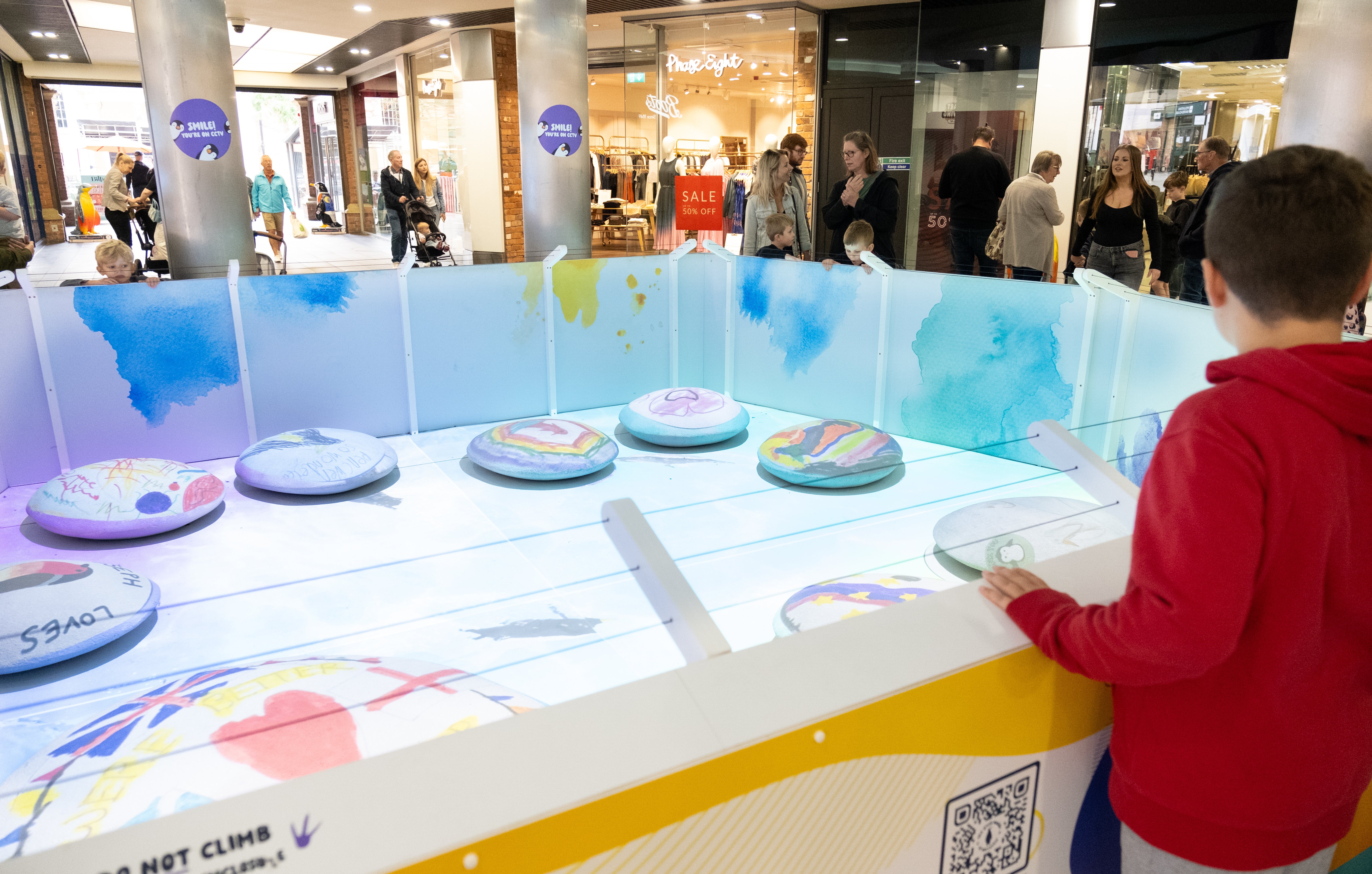 Penguin trail celebrates the ‘art of giving’ with pebble design activation